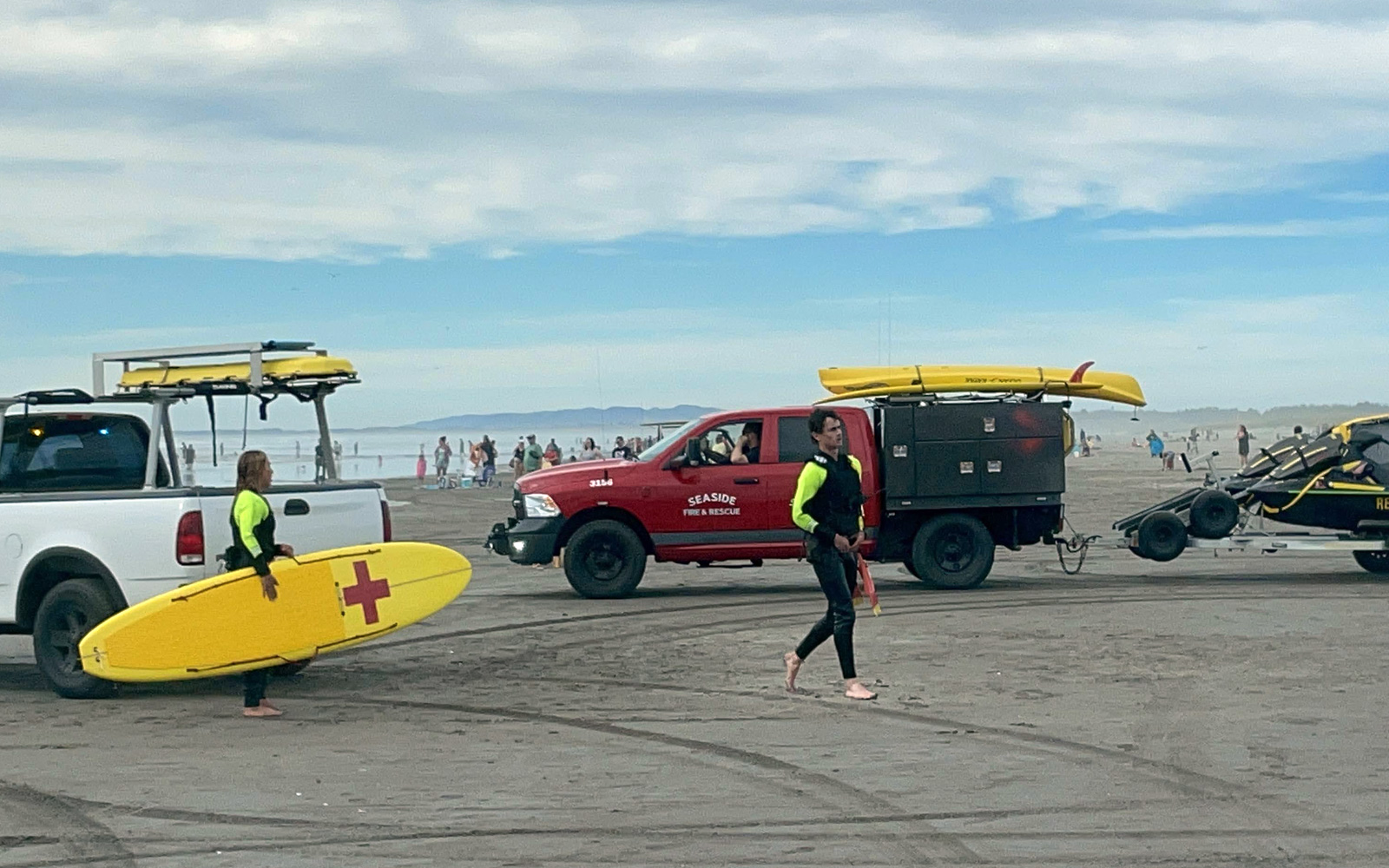 Lifeguards Keep Seaside Beach Safe - Seaside Oregon